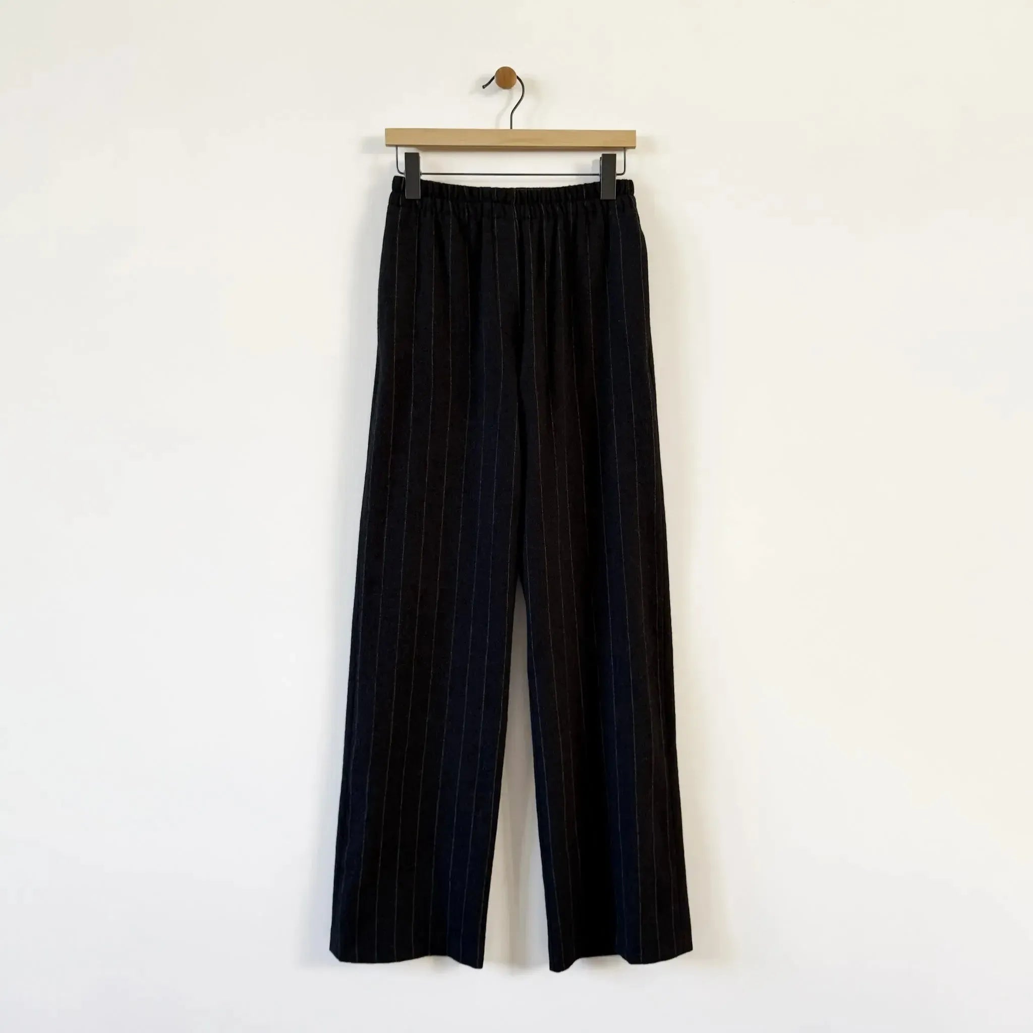 Striped Wool Gym Pants in Carbone – eugenienewport